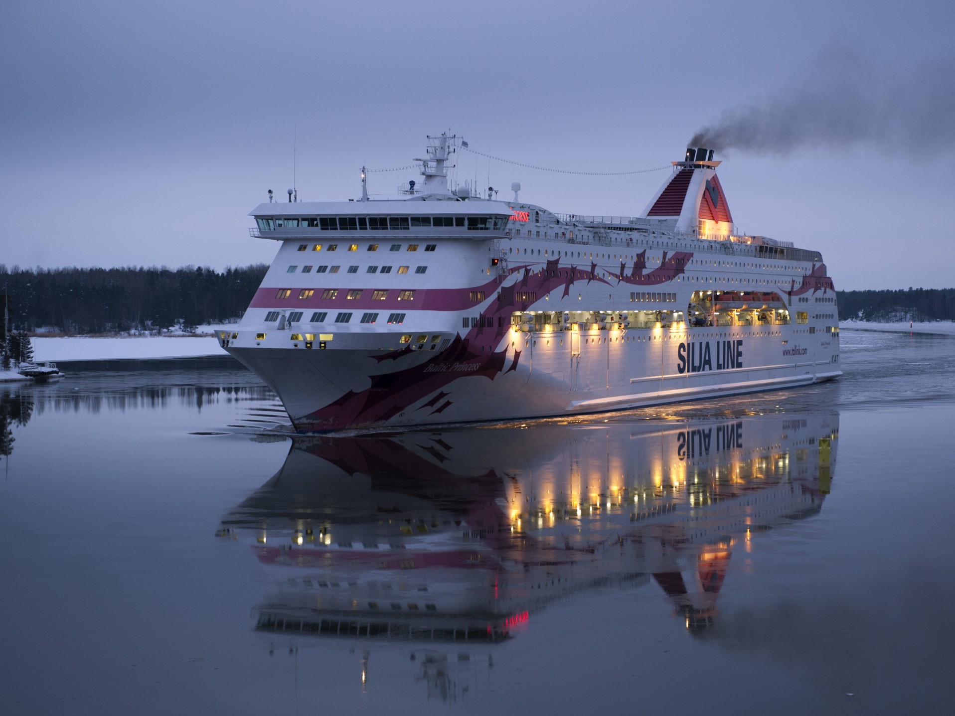 Sjöfartstidningen - Baltic Princess igång på tuff linje